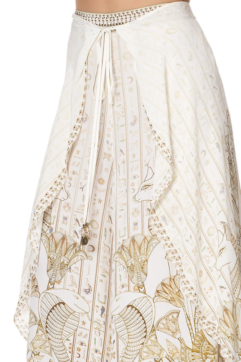 WRAP FRONT SHAPED HEM PANT THE QUEENS CHAMBER – CAMILLA EU